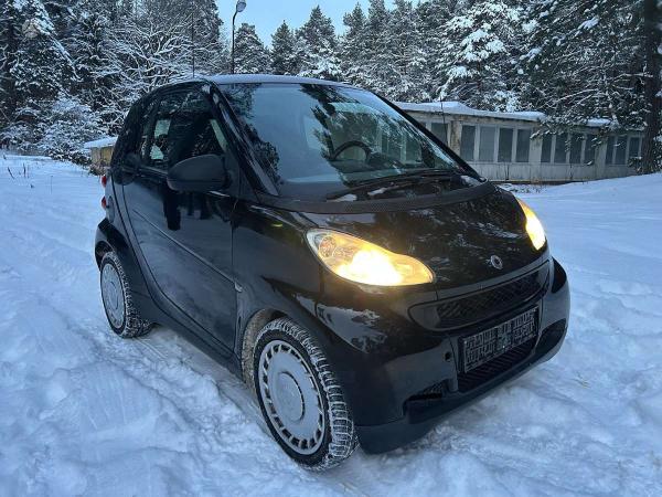 Black Smart Fortwo 2008 in Vilnius, with an engine capacity of 0.80 L and mileage of 202 thousand km for 2800 €, photo 5 on AUTOMOTO.COM.LV