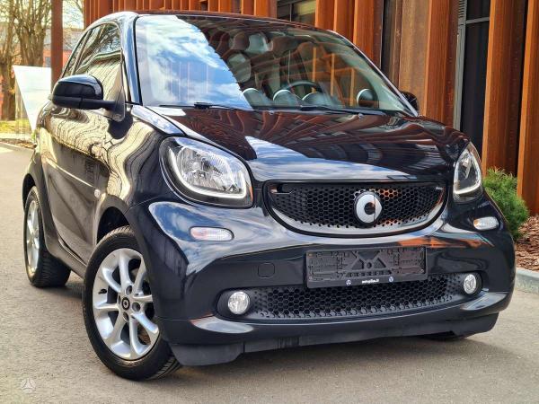Melns Smart Fortwo 2015 Kauņa, ar dzinēja tilpumu 1.00 L un nobraukumu 130 tūkst. km par 7200 €, foto 1 vietnē AUTOMOTO.COM.LV