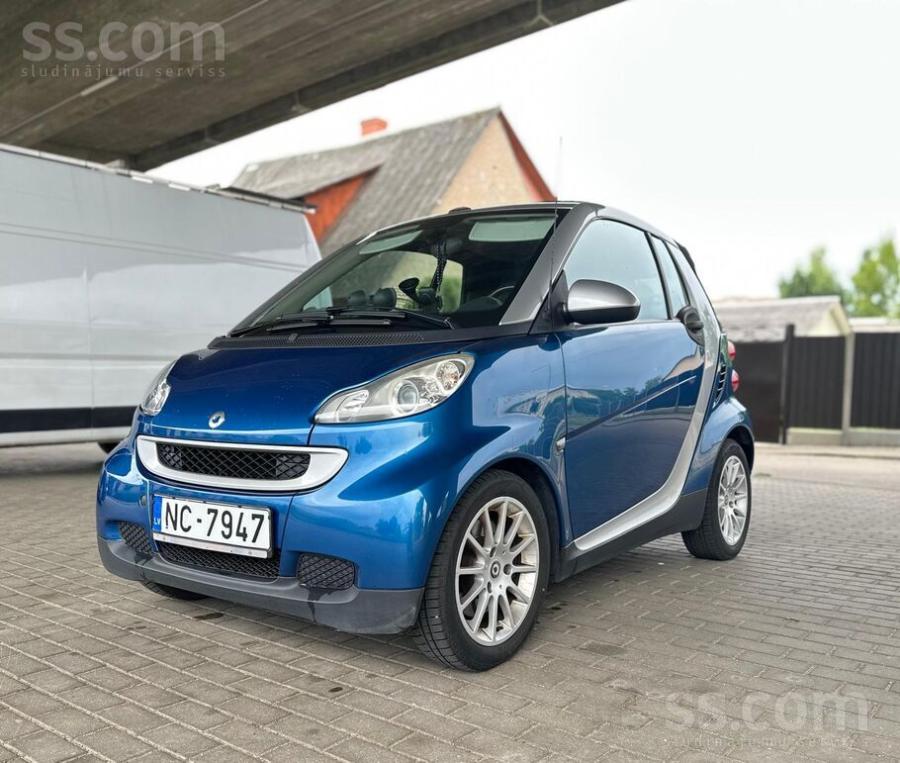 Blue Smart Fortwo 2007 in Daugavpils, with an engine capacity of 0.80 L and mileage of 175 thousand km for 3444 €, photo 1 on AUTOMOTO.COM.LV