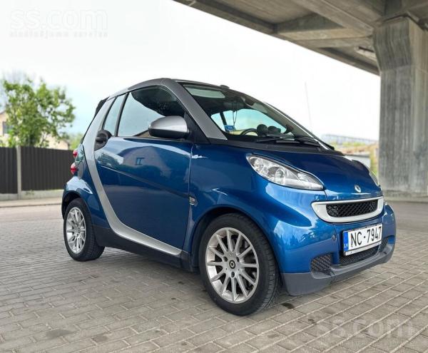 Zils Smart Fortwo 2007 Daugavpils, ar dzinēja tilpumu 0.80 L un nobraukumu 175 tūkst. km par 3444 €, foto 3 vietnē AUTOMOTO.COM.LV