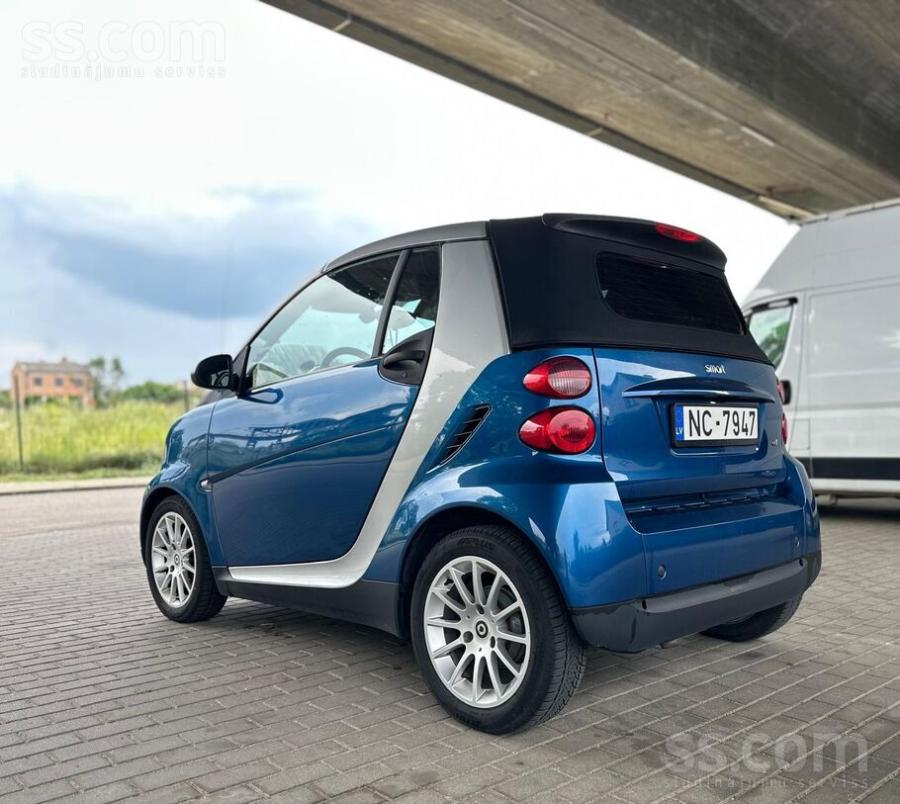 Blue Smart Fortwo 2007 in Daugavpils, with an engine capacity of 0.80 L and mileage of 175 thousand km for 3444 €, photo 7 on AUTOMOTO.COM.LV