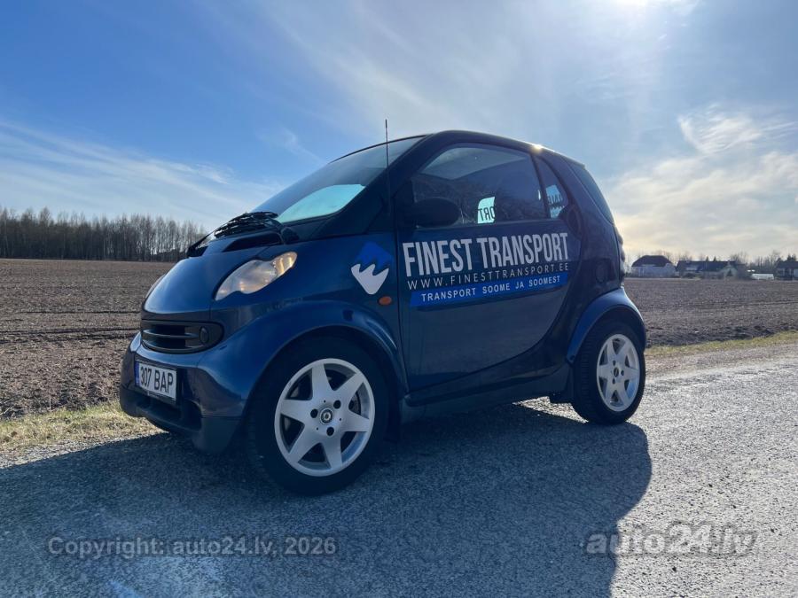 Zils Smart Fortwo 2000 Tartu, ar dzinēja tilpumu 0.60 L un nobraukumu 180 tūkst. km par 2000 €, foto 1 vietnē AUTOMOTO.COM.LV