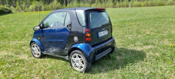Blue Smart Fortwo 2006 in Ogre, with an engine capacity of 0.80 L and mileage of 140 thousand km for 1700 €, photo 2 on AUTOMOTO.COM.LV