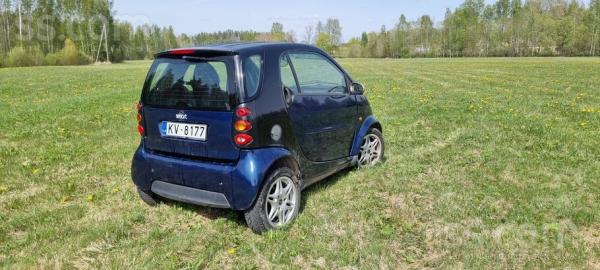 Blue Smart Fortwo 2006 in Ogre, with an engine capacity of 0.80 L and mileage of 140 thousand km for 1700 €, photo 3 on AUTOMOTO.COM.LV