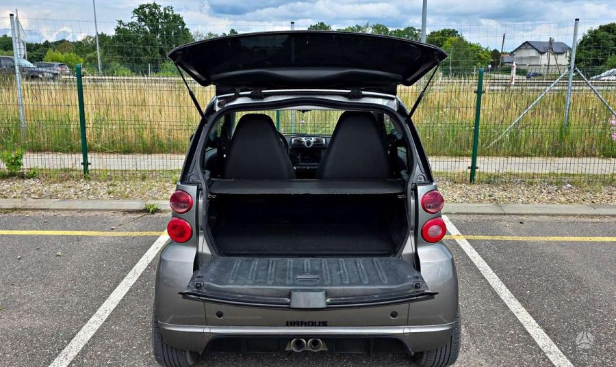 Brūns Smart Fortwo 2011 Viļņa, ar dzinēja tilpumu 1.00 L un nobraukumu 137 tūkst. km par 4900 €, foto 10 vietnē AUTOMOTO.COM.LV