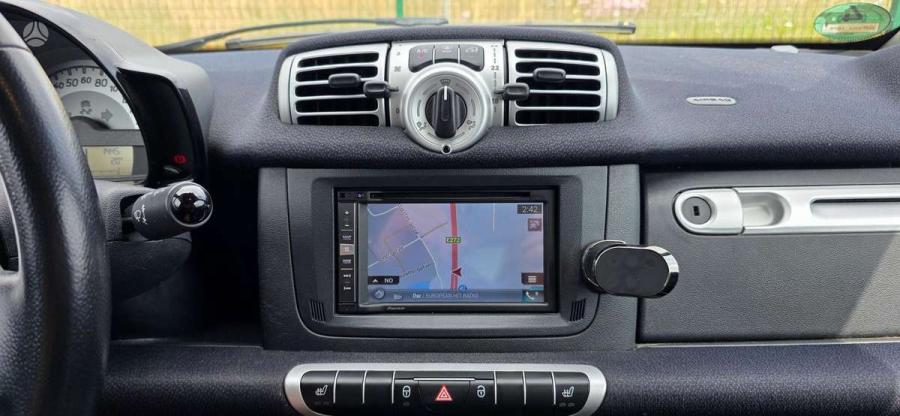Brūns Smart Fortwo 2011 Viļņa, ar dzinēja tilpumu 1.00 L un nobraukumu 137 tūkst. km par 4900 €, foto 16 vietnē AUTOMOTO.COM.LV