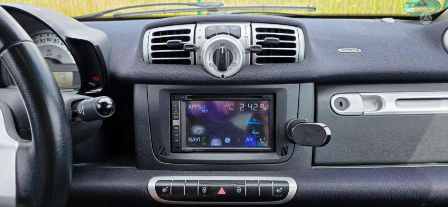 Brūns Smart Fortwo 2011 Viļņa, ar dzinēja tilpumu 1.00 L un nobraukumu 137 tūkst. km par 4900 €, foto 17 vietnē AUTOMOTO.COM.LV