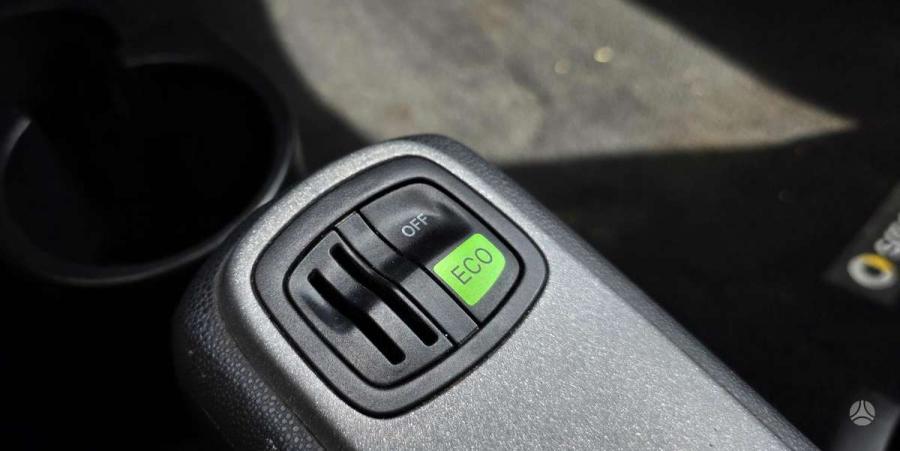Brūns Smart Fortwo 2011 Viļņa, ar dzinēja tilpumu 1.00 L un nobraukumu 137 tūkst. km par 4900 €, foto 20 vietnē AUTOMOTO.COM.LV