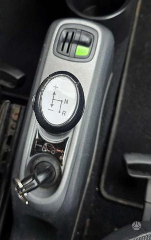 Brūns Smart Fortwo 2011 Viļņa, ar dzinēja tilpumu 1.00 L un nobraukumu 137 tūkst. km par 3990 €, foto 16 vietnē AUTOMOTO.COM.LV
