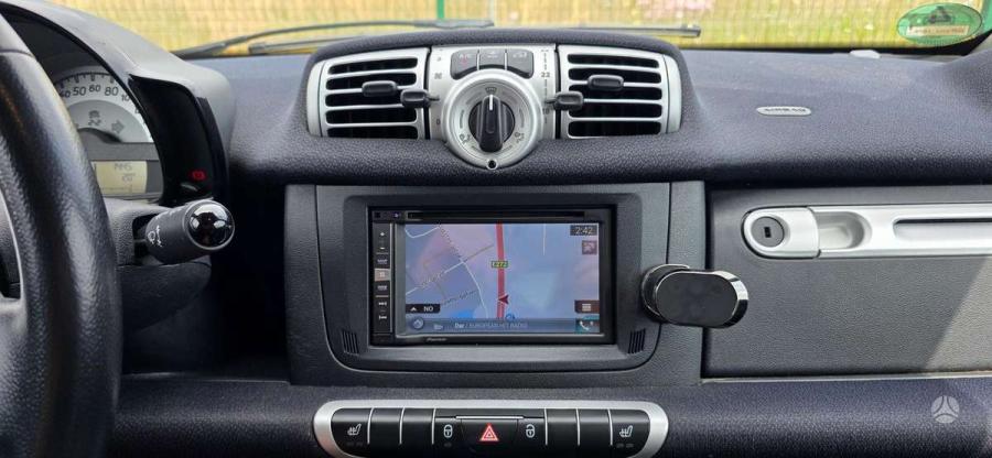 Brūns Smart Fortwo 2011 Viļņa, ar dzinēja tilpumu 1.00 L un nobraukumu 137 tūkst. km par 3990 €, foto 18 vietnē AUTOMOTO.COM.LV