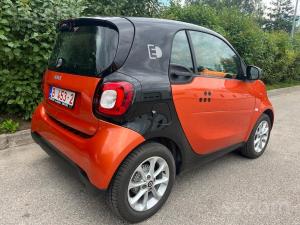 Brūns Smart Fortwo 2017 Rīga, ar dzinēja tilpumu 0.60 L un nobraukumu 0 tūkst. km par 8350 €, foto 14 vietnē AUTOMOTO.COM.LV
