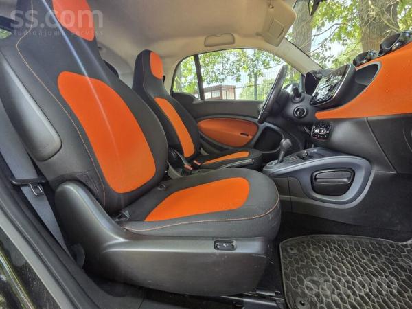 Brūns Smart Fortwo 2017 Rīga, ar dzinēja tilpumu 1.00 L un nobraukumu 0 tūkst. km par 7990 €, foto 7 vietnē AUTOMOTO.COM.LV