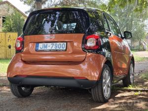 Brūns Smart Fortwo 2017 Rīga, ar dzinēja tilpumu 1.00 L un nobraukumu 0 tūkst. km par 7990 €, foto 13 vietnē AUTOMOTO.COM.LV