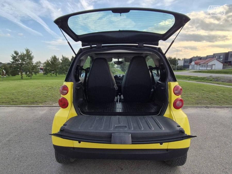 Smart Fortwo 2007 in Kaunas, with an engine capacity of 1.00 L and mileage of 137 thousand km for 2499 €, photo 5 on AUTOMOTO.COM.LV