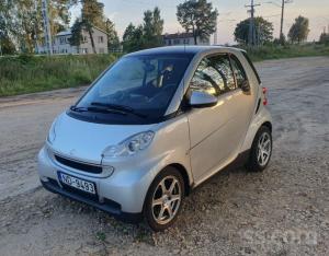 Smart Fortwo 2010 Rīga, ar dzinēja tilpumu 1.00 L un nobraukumu 61 tūkst. km par 3750 €, foto  vietnē AUTOMOTO.COM.LV