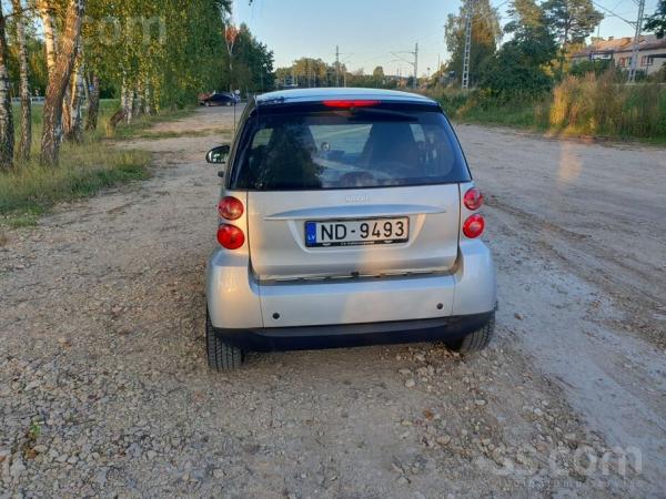 Smart Fortwo 2010 in Riga, with an engine capacity of 1.00 L and mileage of 61 thousand km for 3750 €, photo 4 on AUTOMOTO.COM.LV