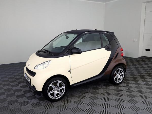 Smart Fortwo 2011 Tallina, ar dzinēja tilpumu 1.00 L un nobraukumu 86 tūkst. km par 2799 €, foto 2 vietnē AUTOMOTO.COM.LV