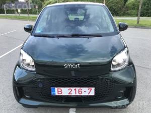 Green Smart Fortwo 2022 in Riga, with an engine capacity of 0.60 L and mileage of 28 thousand km for 7100 €, photo 3 on AUTOMOTO.COM.LV
