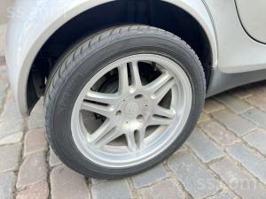 Pelēks Smart Fortwo 2003 Rīga, ar dzinēja tilpumu 0.70 L un nobraukumu 67 tūkst. km par 2350 €, foto 23 vietnē AUTOMOTO.COM.LV