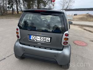 Grey Smart Fortwo 2001 in Riga, with an engine capacity of 0.60 L and mileage of 94 thousand km for 1600 €, photo 4 on AUTOMOTO.COM.LV