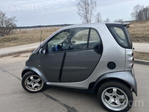 Grey Smart Fortwo 2001 in Riga, with an engine capacity of 0.60 L and mileage of 94 thousand km for 1600 €, photo 5 on AUTOMOTO.COM.LV