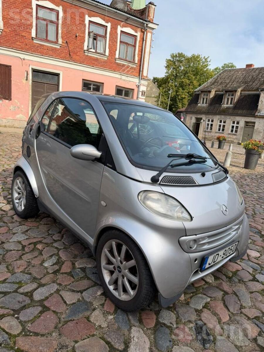 Grey Smart Fortwo 2001 in Kuldiga, with an engine capacity of 0.60 L and mileage of 95 thousand km for 1250 €, photo 3 on AUTOMOTO.COM.LV