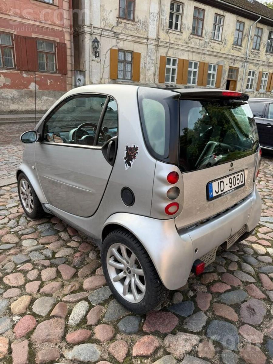 Grey Smart Fortwo 2001 in Kuldiga, with an engine capacity of 0.60 L and mileage of 95 thousand km for 1250 €, photo 5 on AUTOMOTO.COM.LV