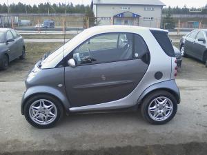 Pelēks Smart Fortwo 2005 Viļņa, ar dzinēja tilpumu 0.70 L un nobraukumu 193 tūkst. km par 2250 €, foto 3 vietnē AUTOMOTO.COM.LV