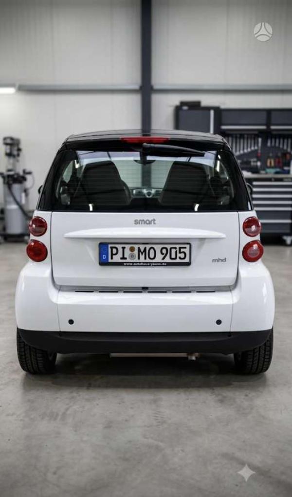 Grey Smart Fortwo 2012 in Kaunas, with an engine capacity of 1.00 L and mileage of 76 thousand km for 3700 €, photo 4 on AUTOMOTO.COM.LV