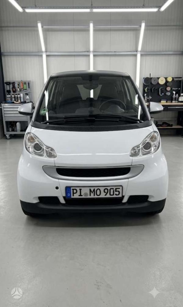 Grey Smart Fortwo 2012 in Kaunas, with an engine capacity of 1.00 L and mileage of 76 thousand km for 3700 €, photo 5 on AUTOMOTO.COM.LV