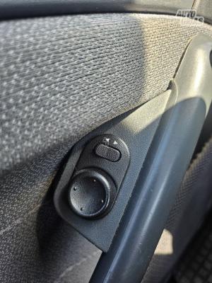 Pelēks Smart Fortwo 2004 Kretinga, ar dzinēja tilpumu 0.80 L un nobraukumu 143 tūkst. km par 1550 €, foto 15 vietnē AUTOMOTO.COM.LV