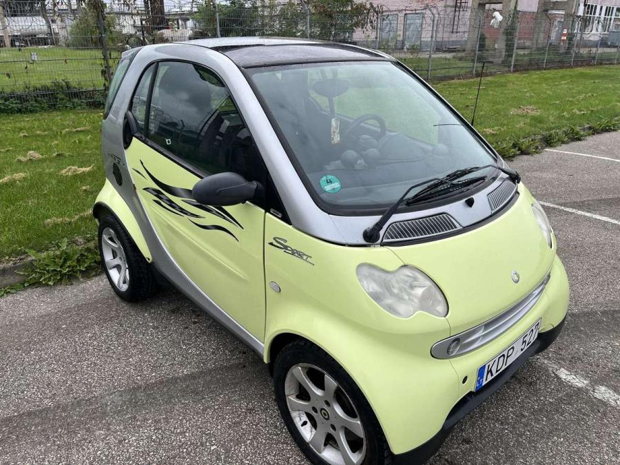 Grey Smart Fortwo 2006 in Jonava, with an engine capacity of 0.70 L and mileage of 149 thousand km for 1500 €, photo 3 on AUTOMOTO.COM.LV