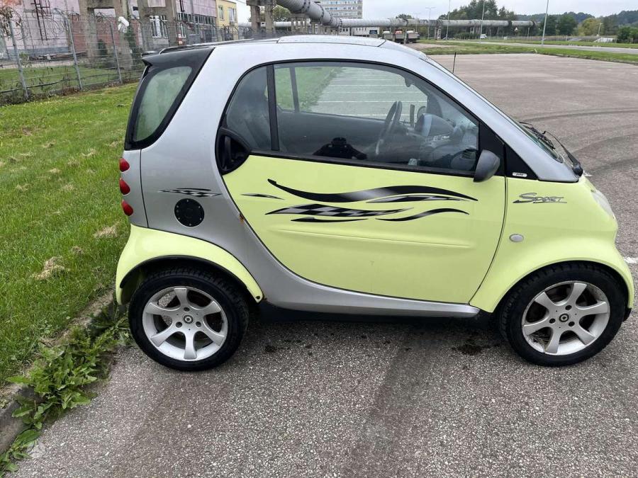 Grey Smart Fortwo 2006 in Jonava, with an engine capacity of 0.70 L and mileage of 149 thousand km for 1500 €, photo 4 on AUTOMOTO.COM.LV