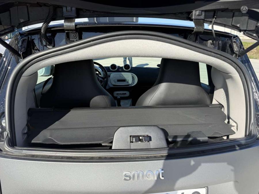 Pelēks Smart Fortwo 2016 Klaipėda, ar dzinēja tilpumu 1.00 L un nobraukumu 62 tūkst. km par 6900 €, foto 11 vietnē AUTOMOTO.COM.LV
