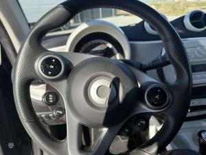 Pelēks Smart Fortwo 2016 Klaipėda, ar dzinēja tilpumu 1.00 L un nobraukumu 62 tūkst. km par 6900 €, foto 16 vietnē AUTOMOTO.COM.LV
