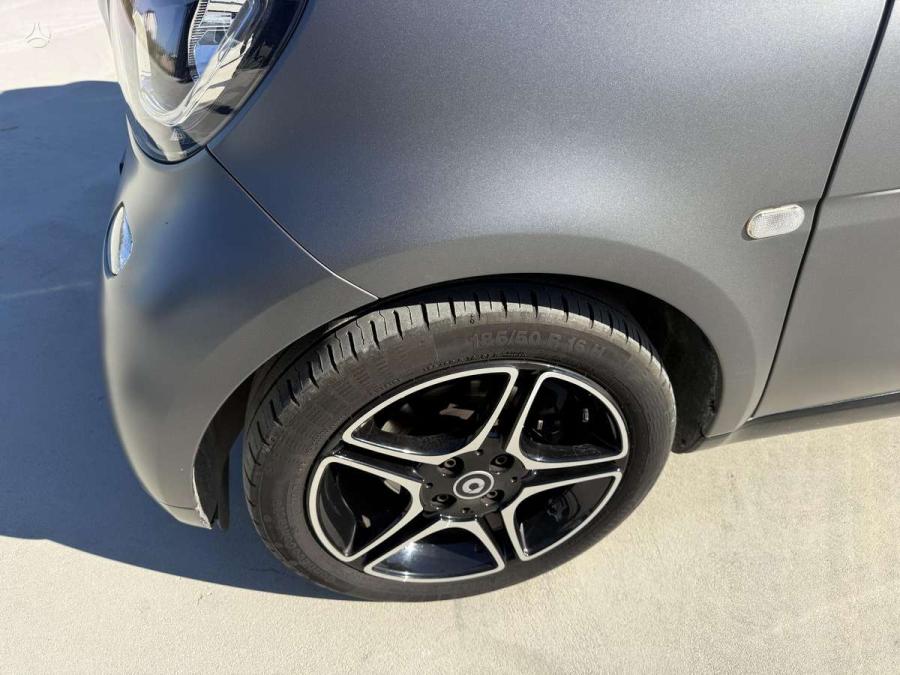 Pelēks Smart Fortwo 2016 Klaipėda, ar dzinēja tilpumu 1.00 L un nobraukumu 62 tūkst. km par 6900 €, foto 20 vietnē AUTOMOTO.COM.LV