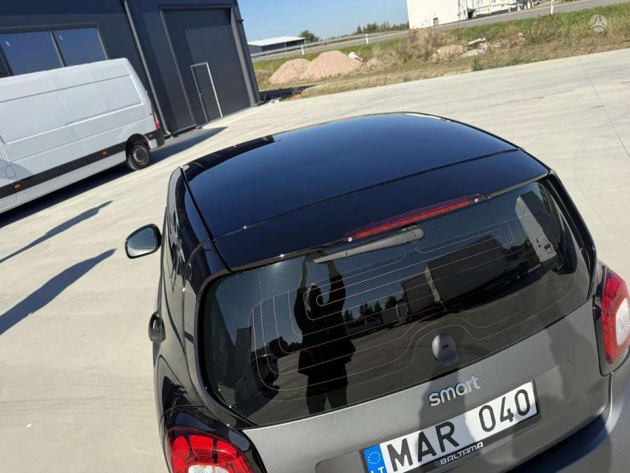 Pelēks Smart Fortwo 2016 Klaipėda, ar dzinēja tilpumu 1.00 L un nobraukumu 62 tūkst. km par 6900 €, foto 24 vietnē AUTOMOTO.COM.LV