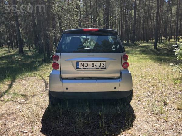 Smart Fortwo 2010 Rīga, ar dzinēja tilpumu 1.00 L un nobraukumu 62 tūkst. km par 3750 €, foto 4 vietnē AUTOMOTO.COM.LV