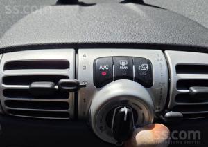 Smart Fortwo 2010 Rīga, ar dzinēja tilpumu 1.00 L un nobraukumu 62 tūkst. km par 3750 €, foto 8 vietnē AUTOMOTO.COM.LV