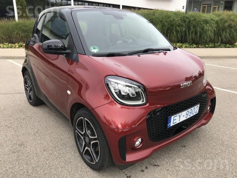 Sarkans Smart Fortwo 2022 Rīga, ar dzinēja tilpumu 0.00 L un nobraukumu 13 tūkst. km par 7780 €, foto 1 vietnē AUTOMOTO.COM.LV