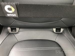 Sarkans Smart Fortwo 2022 Rīga, ar dzinēja tilpumu 0.00 L un nobraukumu 13 tūkst. km par 7780 €, foto 20 vietnē AUTOMOTO.COM.LV