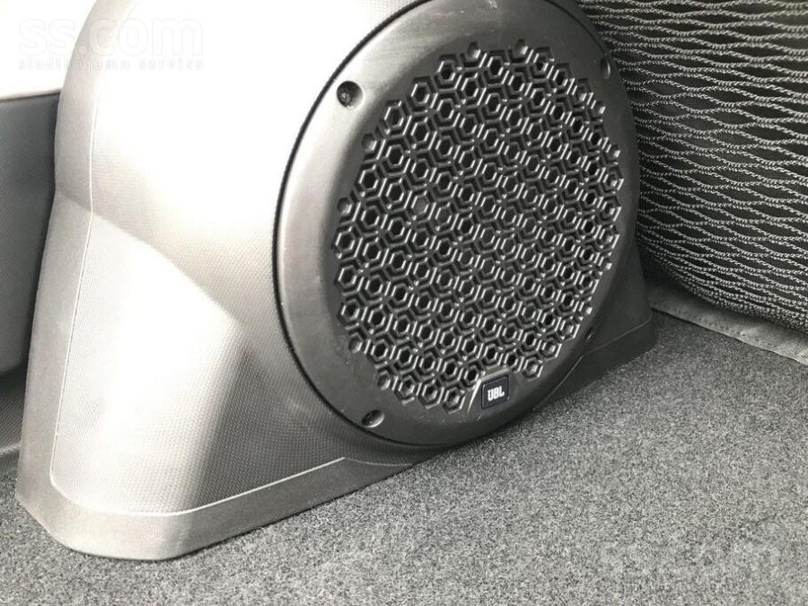 Sarkans Smart Fortwo 2022 Rīga, ar dzinēja tilpumu 0.00 L un nobraukumu 13 tūkst. km par 7780 €, foto 22 vietnē AUTOMOTO.COM.LV