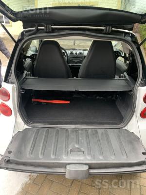 Balts Smart Fortwo 2008 Jelgava, ar dzinēja tilpumu 0.80 L un nobraukumu 200 tūkst. km par 1800 €, foto 8 vietnē AUTOMOTO.COM.LV