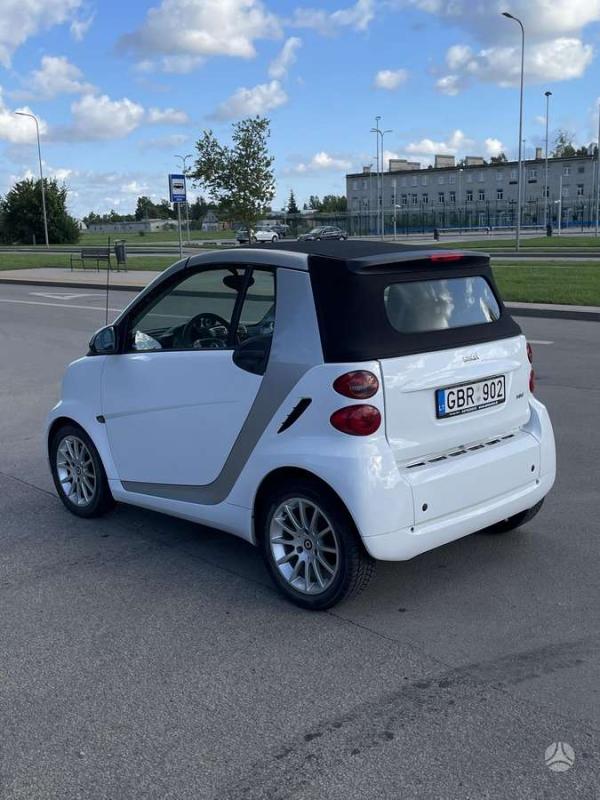Balts Smart Fortwo 2013 Šauļi, ar dzinēja tilpumu 1.00 L un nobraukumu 50 tūkst. km par 3799 €, foto 3 vietnē AUTOMOTO.COM.LV