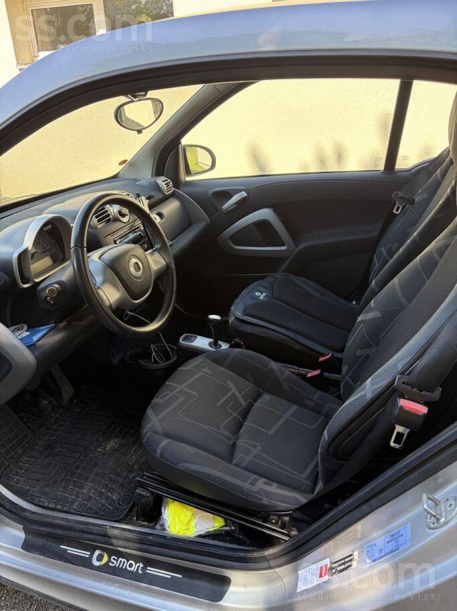 Balts Smart Fortwo 2008 Rīga, ar dzinēja tilpumu 0.80 L un nobraukumu 169 tūkst. km par 3400 €, foto 6 vietnē AUTOMOTO.COM.LV