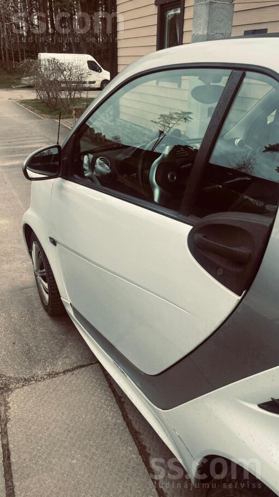 Balts Smart Fortwo 2015 Rīga, ar dzinēja tilpumu 0.60 L un nobraukumu 0 tūkst. km par 4000 €, foto 3 vietnē AUTOMOTO.COM.LV
