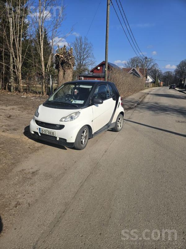 Balts Smart Fortwo 2010 Rīga, ar dzinēja tilpumu 1.00 L un nobraukumu 0 tūkst. km par 1700 €, foto 4 vietnē AUTOMOTO.COM.LV