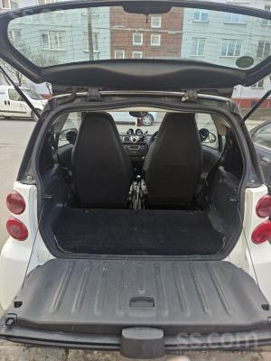 White Smart Fortwo 2010 in Riga, with an engine capacity of 1.00 L and mileage of 0 thousand km for 1000 €, photo  on AUTOMOTO.COM.LV