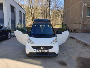 White Smart Fortwo 2013 in Vilnius, with an engine capacity of 1.00 L and mileage of 155 thousand km for 3500 €, photo  on AUTOMOTO.COM.LV