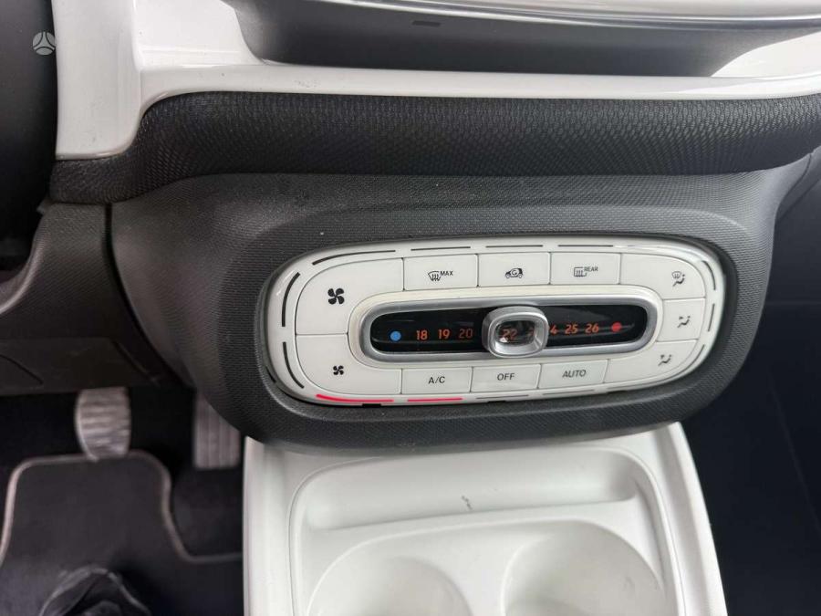 Balts Smart Fortwo 2015 Klaipėda, ar dzinēja tilpumu 1.00 L un nobraukumu 97 tūkst. km par 5900 €, foto 11 vietnē AUTOMOTO.COM.LV